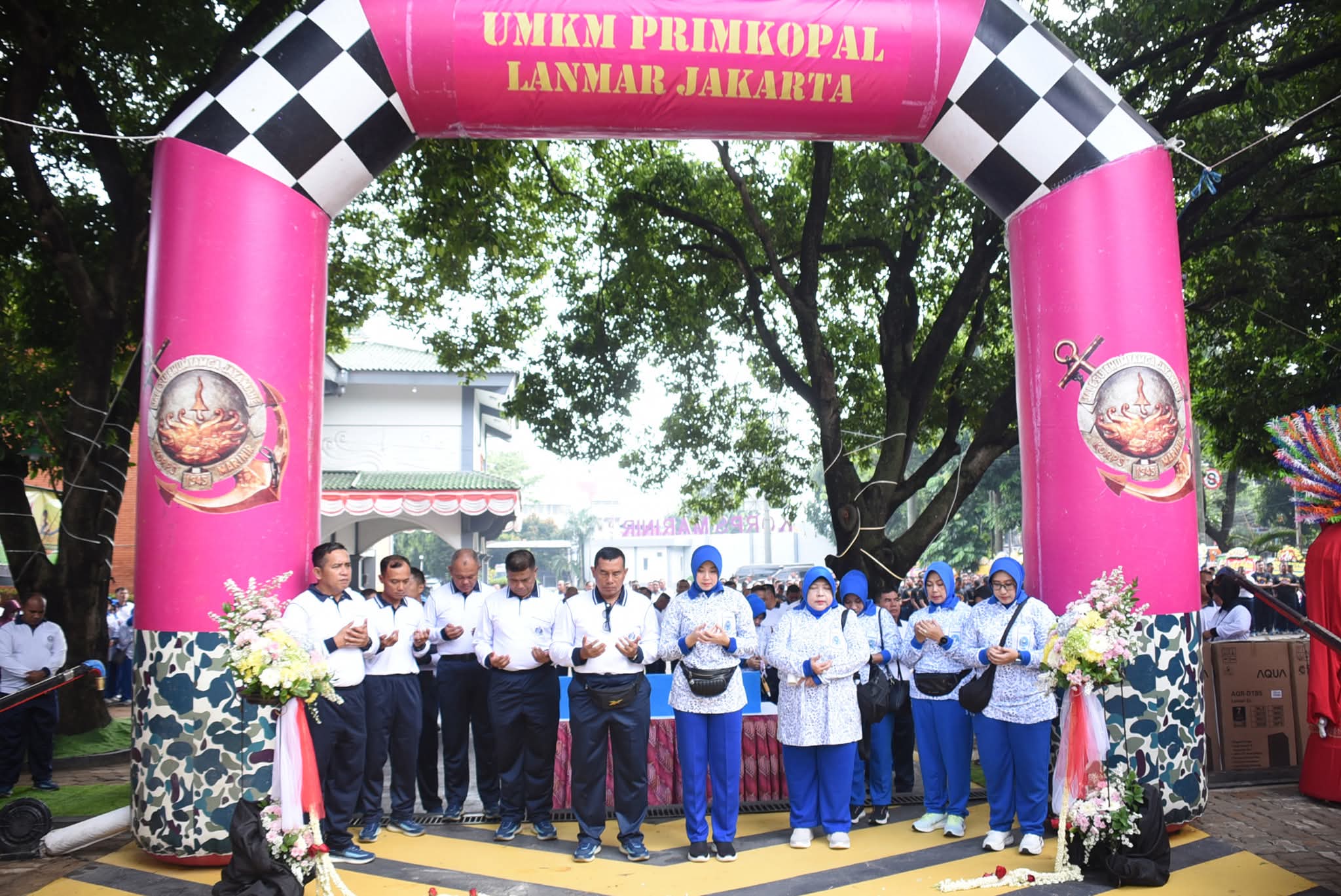 Kuatkan Ekonomi Prajurit, Pangkormar Resmikan Sentra UMKM Primkopal ...